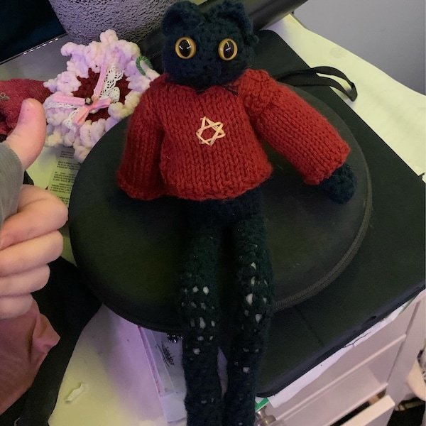 Customizable Crochet Guide: Margot the Cat (knit Sweater and Skeleton ...