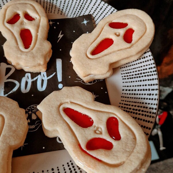 Roblox Robux Inspired Gold Cookie Cutter | Gaming Baking Cake Embosser ...