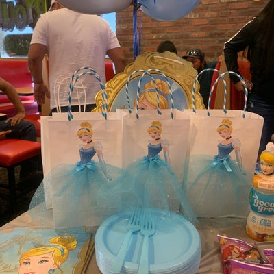 Princess Rapunzel Pascal Cupcake Wrappers Toppers - Etsy