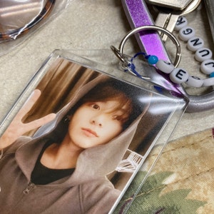 Customizable KPOP Keychains - Etsy