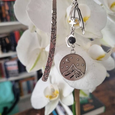 ACOTAR Desktop Wallpaper ACOTAR Set Wallpaper A Court of Thorns and ...