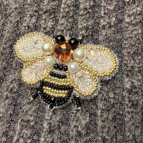 Bead Embroidery Kit - Queen Bee, DIY Craft Kit, Honey Dream, Insect ...