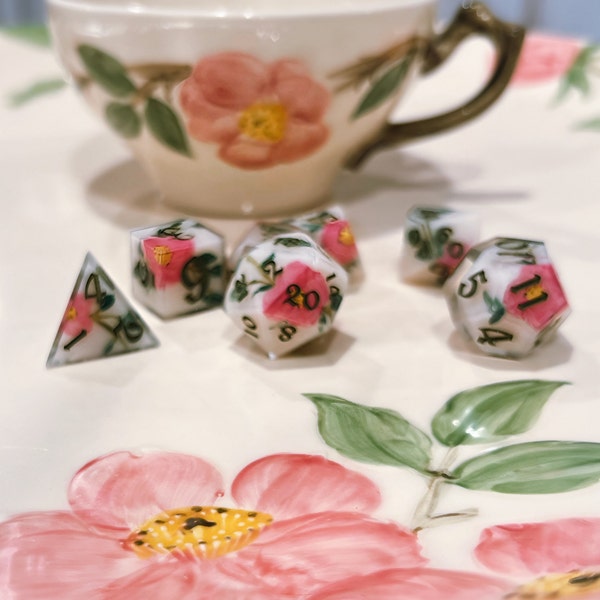 Custom Mini Teacup DND Dice Set - Etsy