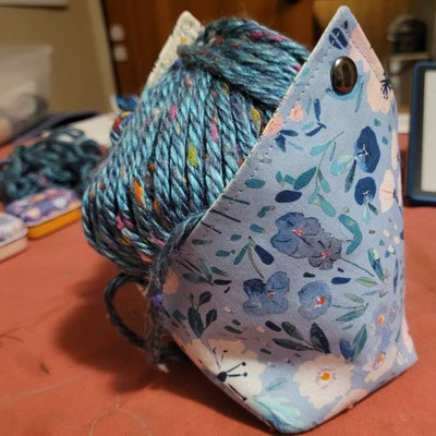 Bento Yarn Bowl Rifle Paper Co / Yarn Cake Bowl, Yarn Keeper, Yarn ...