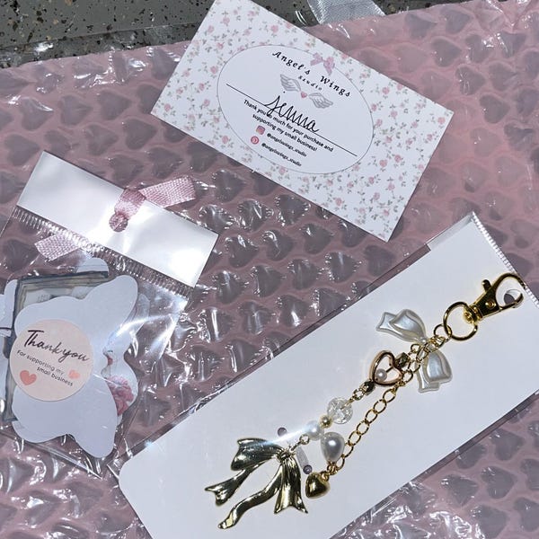 Fit for Royalty Regency Inspired Elegant Gold Keychain Collection ...