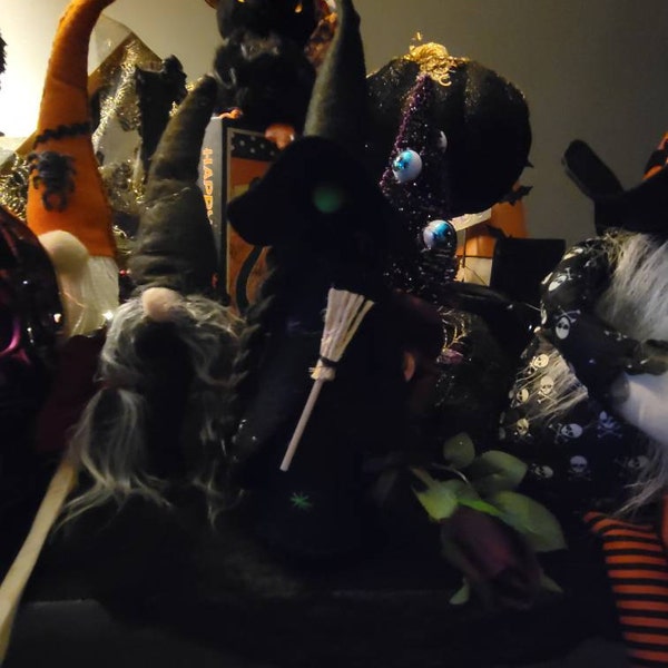 WICKED Witch Gnome, Halloween Gnomes, Wicked Gnomes, Elphaba Gnomes ...