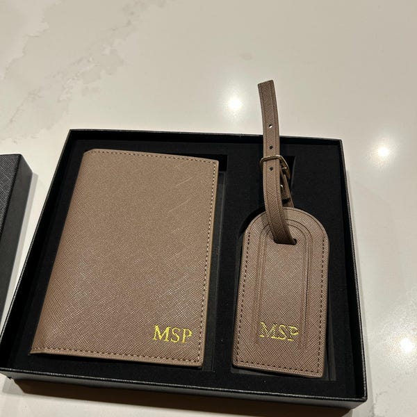 Personalized Travel Gift Custom Passport Wallet Travel Accessories ...