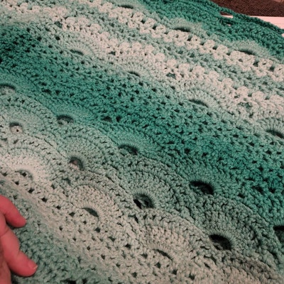 Victoria's German Shells Shawl Pattern / PDF Instant Download / Crochet ...