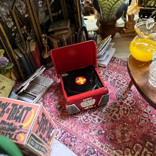 Dollhouse Miniature Turntable Record Player 1950s Style Red 1:12 Scale ...