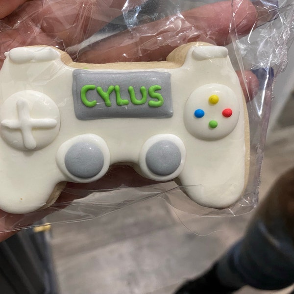 REMOTE control cookies x12 xbox game or ps4 inspired VIDEOGAME themed ...