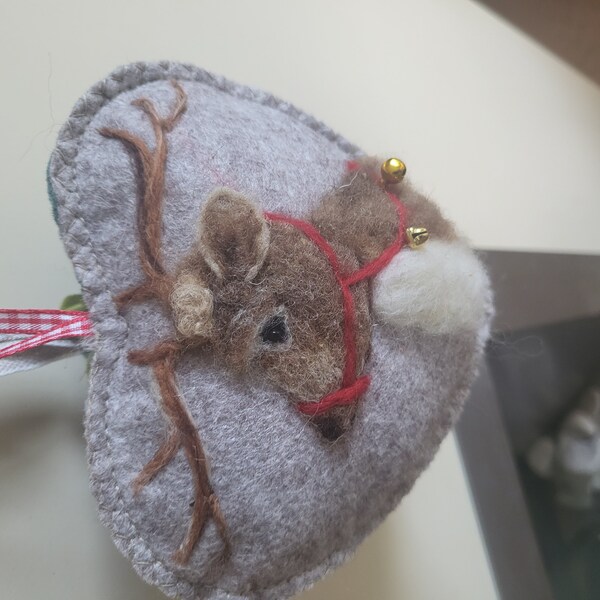 Deer Sweet Heart, Spice Heart Shaped Deer Hanging Ornament, Needle ...