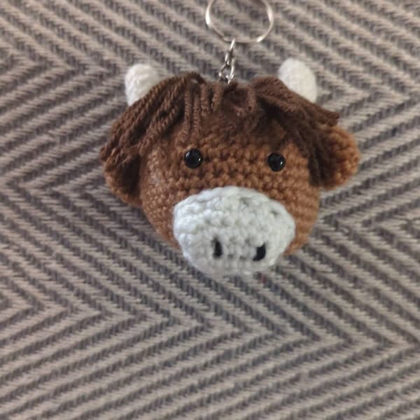 Highland Cow Keychain Crochet Pattern, Simple Beginners Mini Amigurumi ...