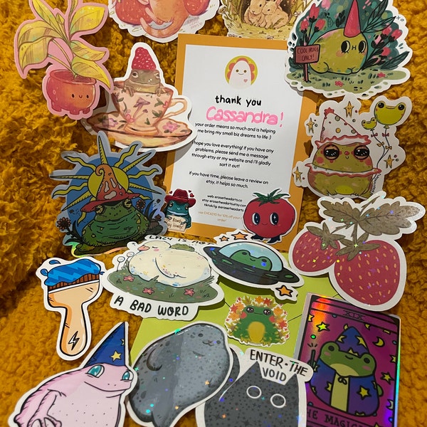 Cool Frog Vinyl Sticker, Waterproof Sticker, Realistic Frog Sticker ...