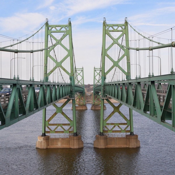 Crescent Bridge, Railroad Bridge, Mississippi River, Quad Cities, Wall ...