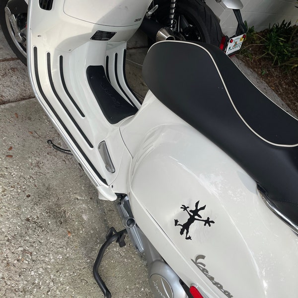 Wile E. Coyote Splat Image in Road Runner Decal - Etsy