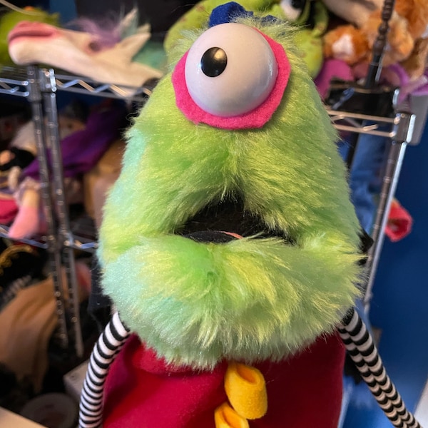 Cyclops Alien Puppet - Etsy