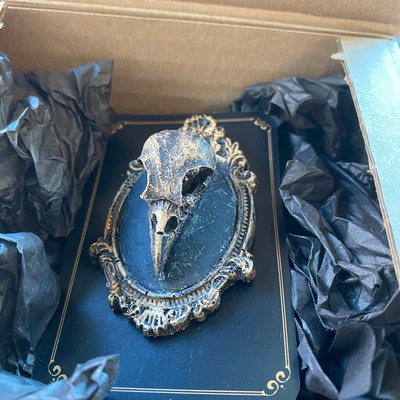 Bronze Raven Skull Brooch, Bird Skull Cameo , Faux Taxidermy, Gothic ...