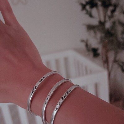 Custom Kids Names Bracelet, Cursive Font Skinny Stacking Cuff Bracelets ...