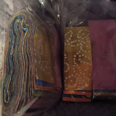 100 Piece Crosshatch Yellow Pre Cut Charm Pack 5 Squares 100% Cotton ...