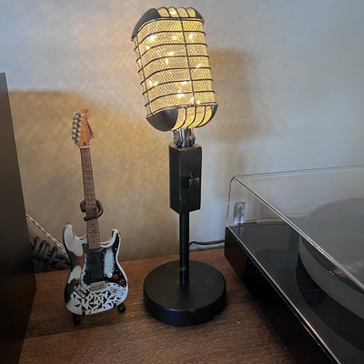 Illuminated Retro Microphone Lamp Metal Home Decor Vintage Microphone ...