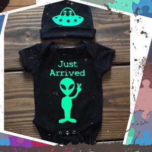 Alien ONESIE® / Roswell Alien Infant Creeper/ TWO Piece - Etsy