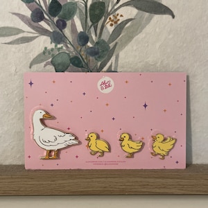 Mother Duck and Ducklings Enamel Pin Set - Etsy