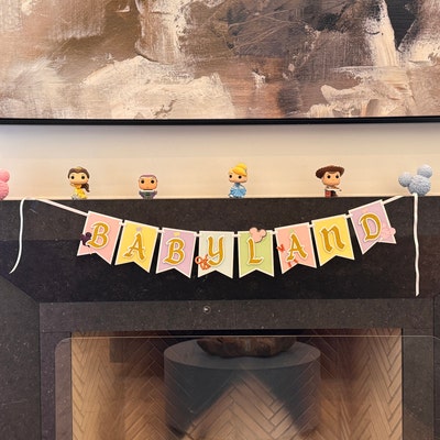 Wayfinder Banner: 3D customize - Etsy