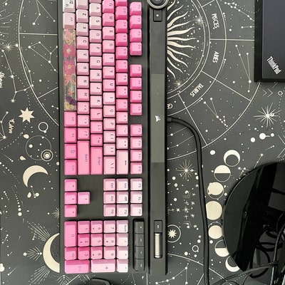 Leaf Typewriter Style RBG Keyboard With Number Pad and Wrist Rest - Etsy