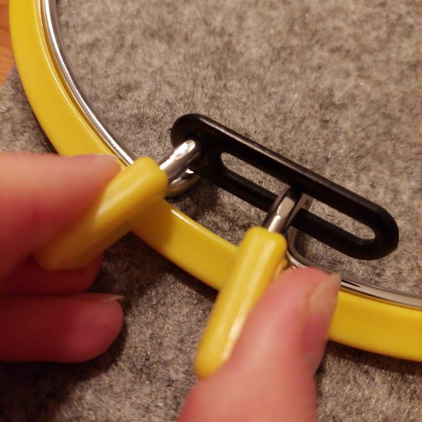 Nurge Spring Metal/plastic Hoop for Cross Stitch and Embroidery - Etsy