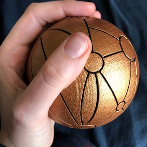 Handmade Jak and Daxter Precursor Orb With Stand - Etsy