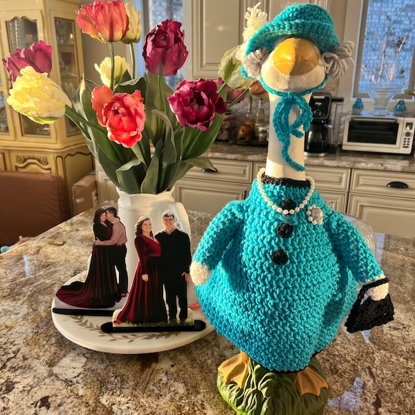 Queen Elizabeth England Goose Geese Outfit Crochet Lawn Geese Clothes ...