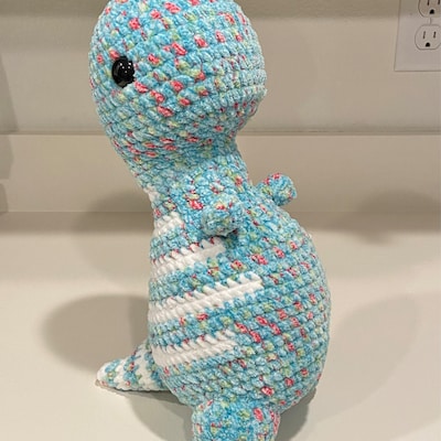 Crochet Pattern: Timothy the T-rex - Etsy