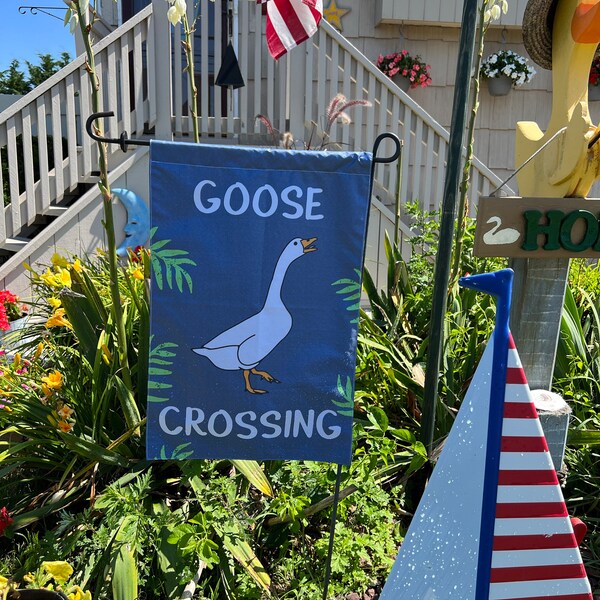 GOOSE CROSSING Garden Flag, Funny Goose Flag, Geese Farmer Gift Idea ...