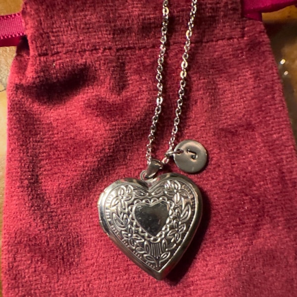 Gold Heart Locket Necklace, N1800 - Etsy