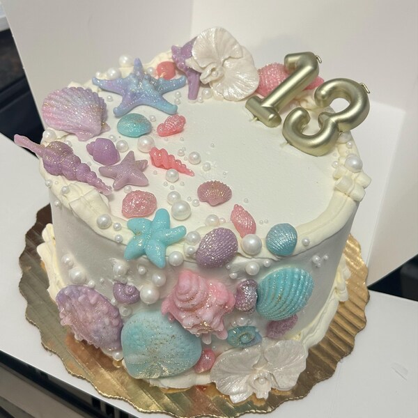 Hard Candy Edible Sugar Shells - Very Detailed - Cupcake or Cake Topper ...