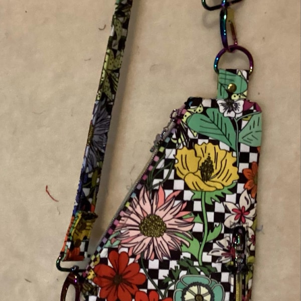 The Adventurer Sling Bag Pattern From Sewing Patterns by Mrs. H*quilted ...