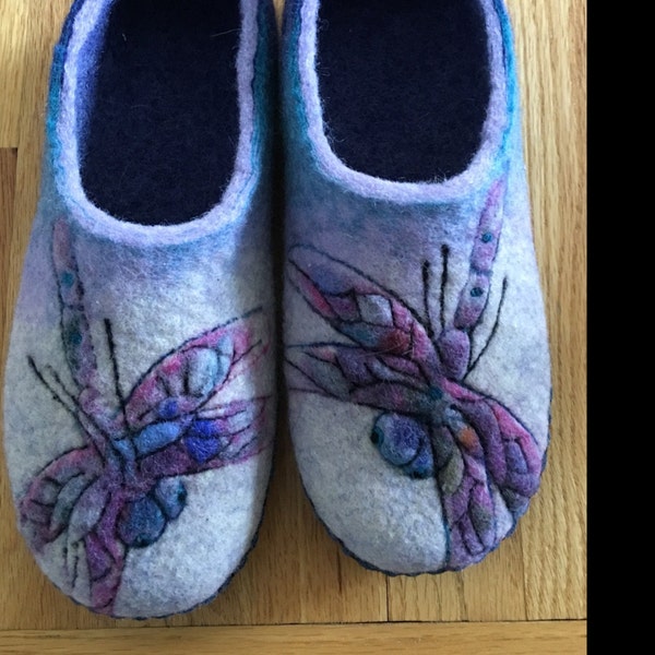Dragonfly Art Felted Slippers for Women, Grey and Emerald Green Wool ...