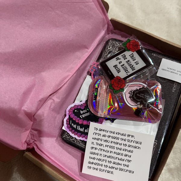 Such a Good Girl Sticker | Bookish Gift | Dark Romance Reader | Kindle ...