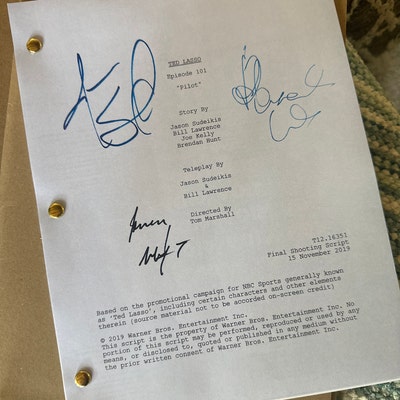 Scream Movie Signed Screenplay Autographed: Wes Craven - Etsy