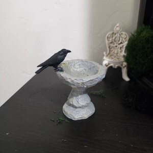 Miniature Raven 1:12 Scale Mini Black Birds Sized for Horror Diorama ...
