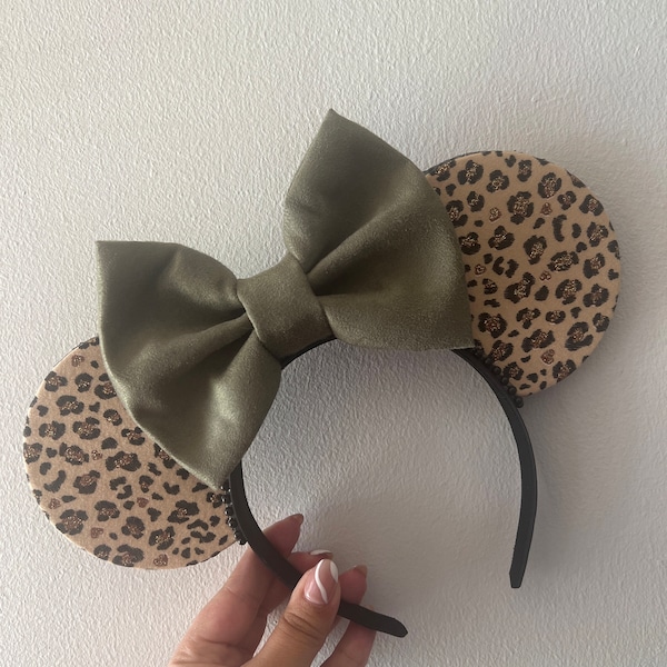 Leopard/cheetah/animal/safari Print Mouse Ears - Custom Bow - Etsy