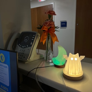 Retro Futuristic Rocket Space Ship / Spaceship LED Lamp Free Shipping ...