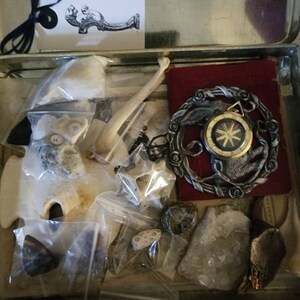 Magpie Mystery Jar Found Object Crow Collection Trinkets, Treasures ...