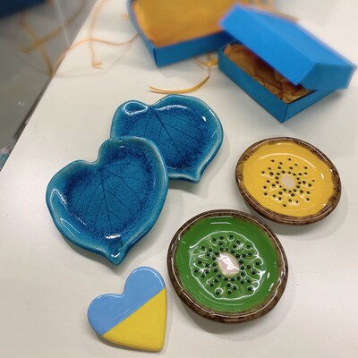 Avocado Small Plate Unique Spoon Rest Handmade Ceramic Spoon - Etsy