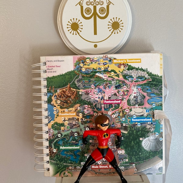 MINI Small World Clock Face Wall Hanging - Etsy