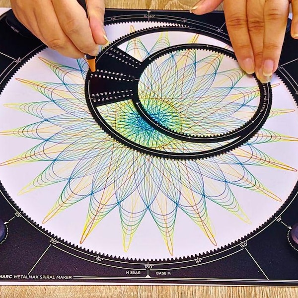 7-in-1 Big Metal Spirograph Drawing Toolset - PLANARC Metalmax - Etsy