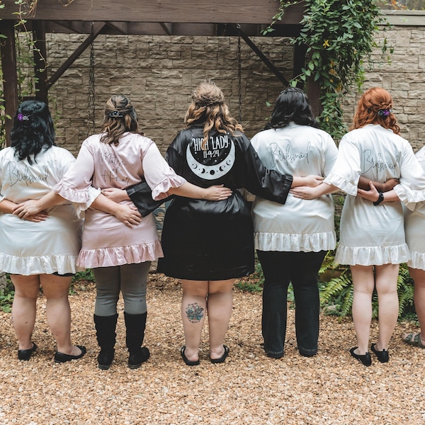Brides Coven Robe, Maid of Honor Robe, Witch Bridal Party Robe, Gothic ...
