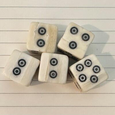 UNIQUE Pip Design Large Medieval Bone Dice Set qty 5 Mat Cauthon's Dice ...