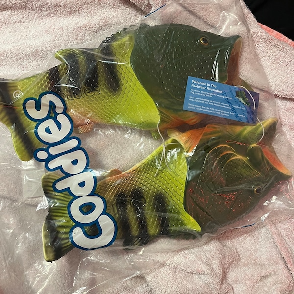 Coddies Shark Flops Shark Fish Sandals Funny Shoes Fish Flip Flops ...