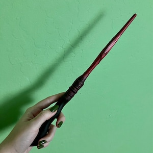 Laser Cut Wand Stand With Engraving Black Walnut or Cherry Wood - Etsy